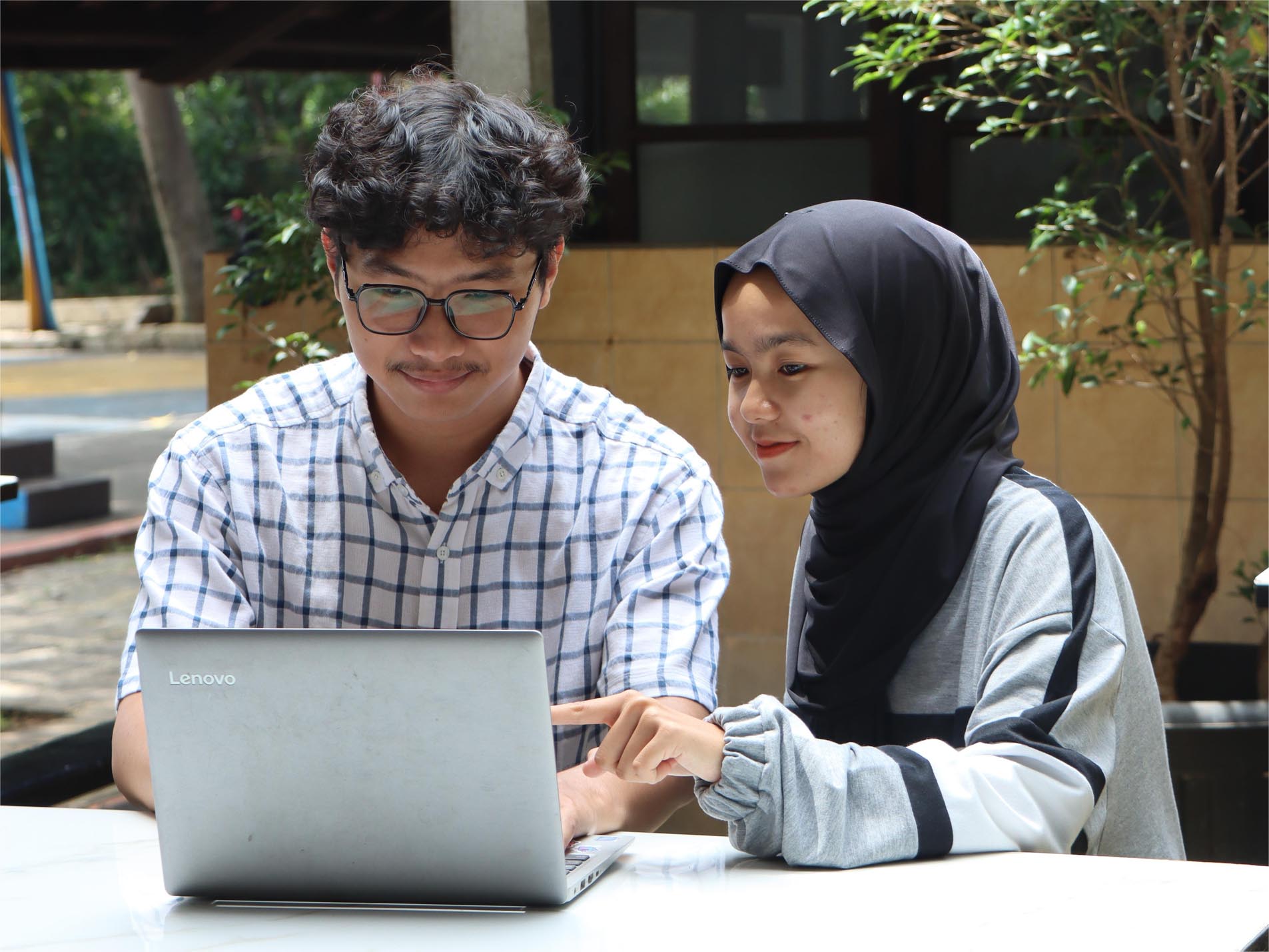 Berita - Cari Kampus Teknologi Terbaik Bekali Mahasiswa Siap Kerja Digital? Ini Pilihannya ...